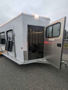 New 2025 Frontier 8 Pen Livestock Trailer – Storeys Service Station